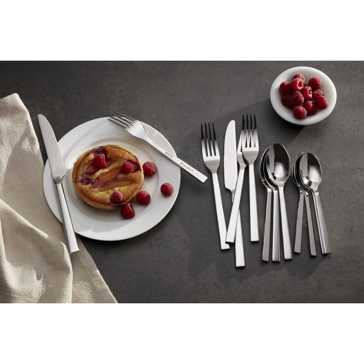 Oneida Chefs Table 20 Piece Everyday Flatware Set & Reviews | Wayfair